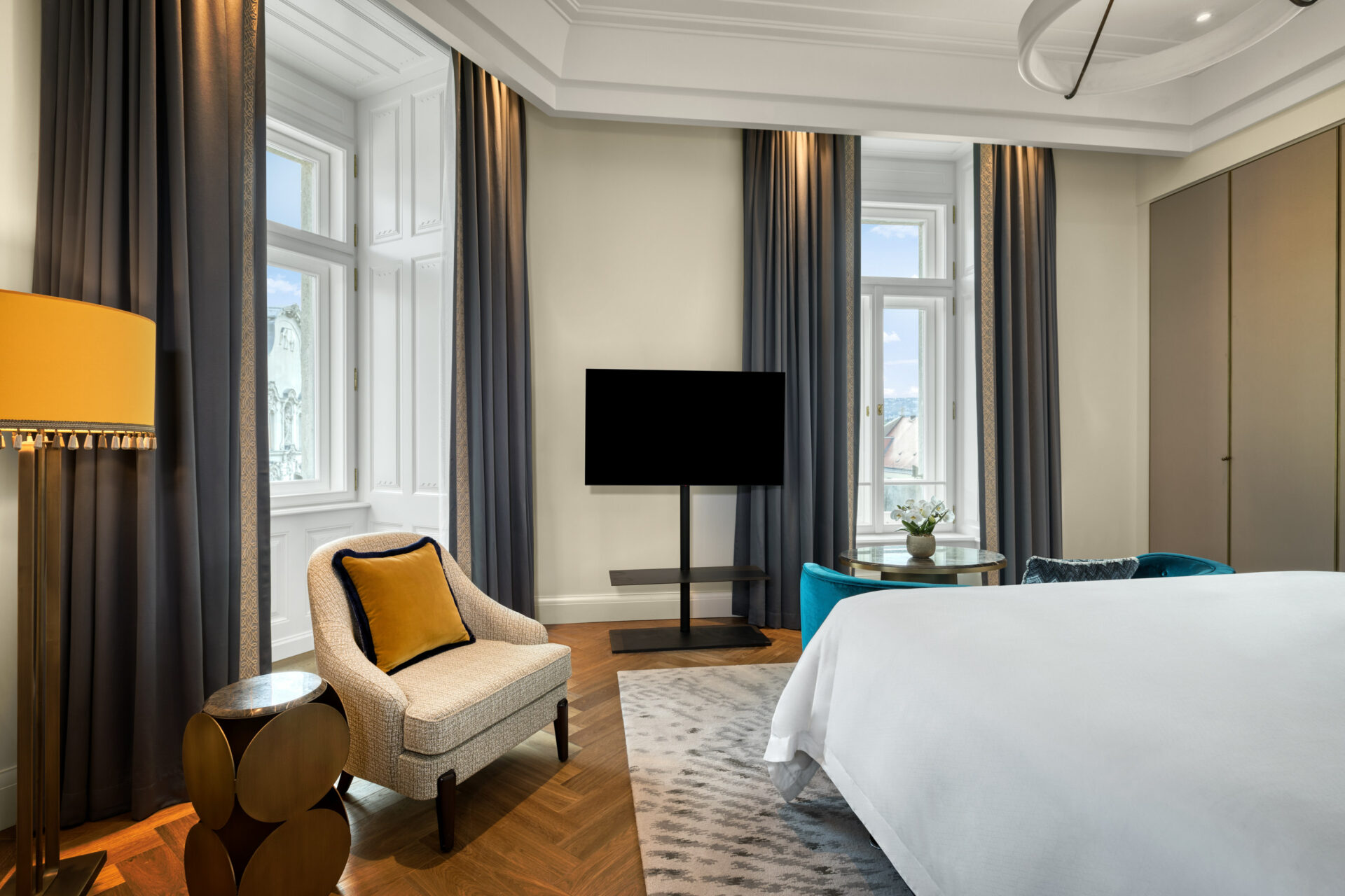 Elisabeth Bridge Suites | Matild Palace | Luxury suites in Budapest